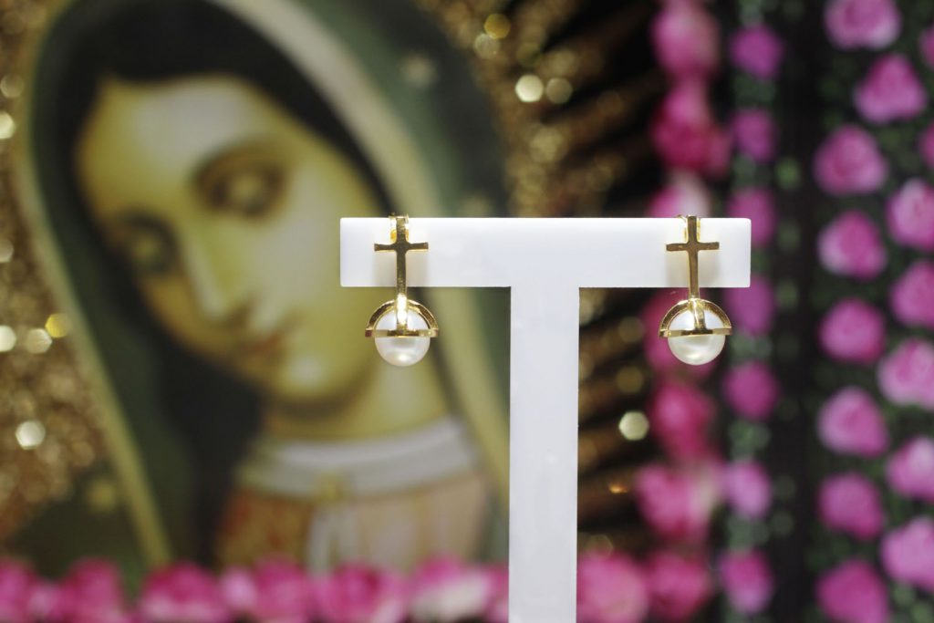 Behind the Scenes: Retablos Fit for an Icon | BEYONDbones